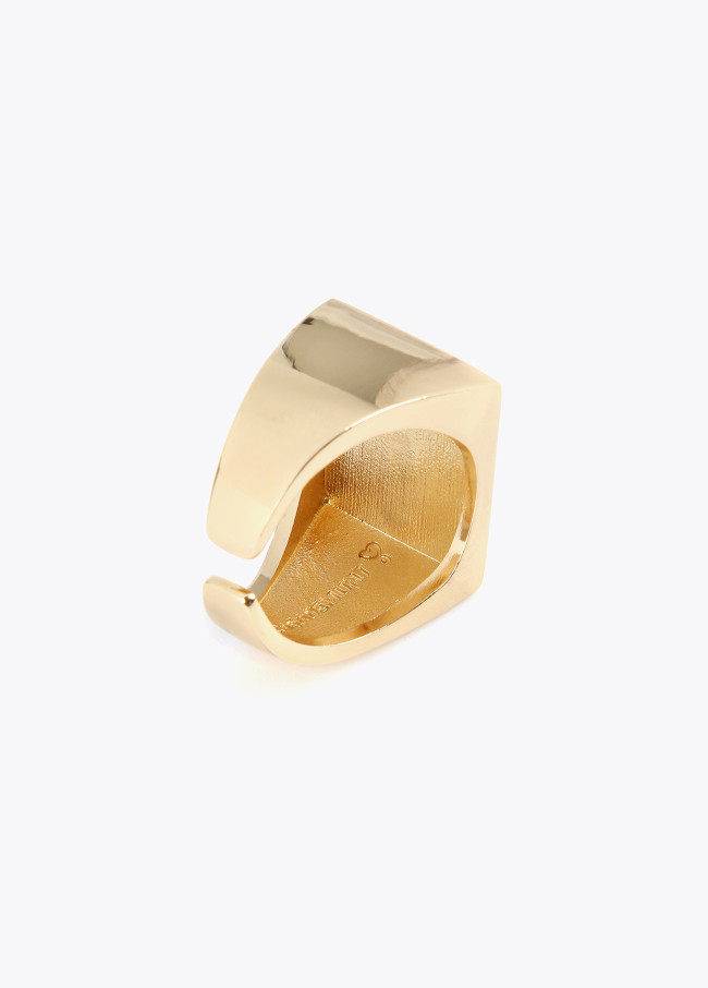 Signet ring with animal logo